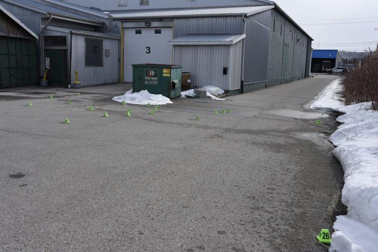 Karafa Li murder trial shown crime scene, vehicles