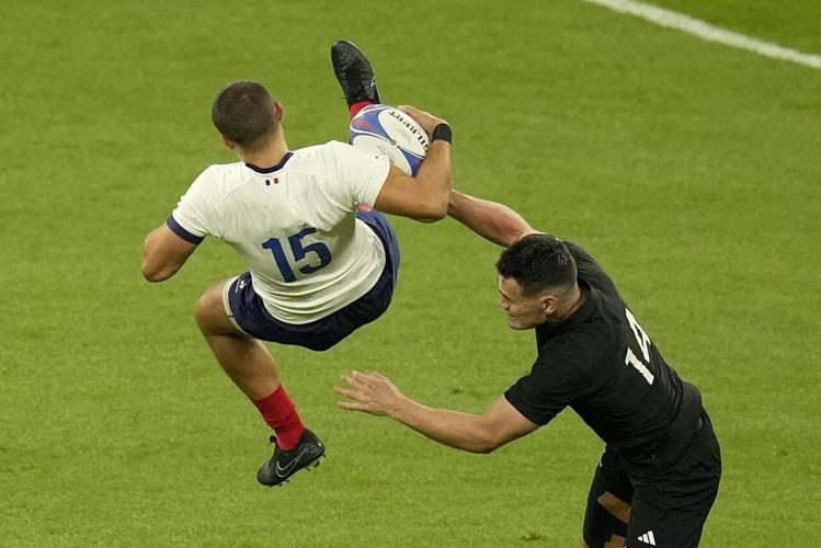New Zealand discipline poor again as Rugby World Cup pools streak ends