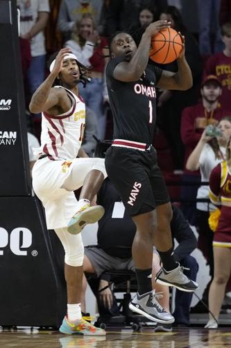 Keshon Gilbert scores 16 points to help lead No. 3 Iowa State past ...