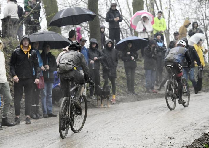 Paris to Ancaster bike race promises mud — and it didn’t disappoint
