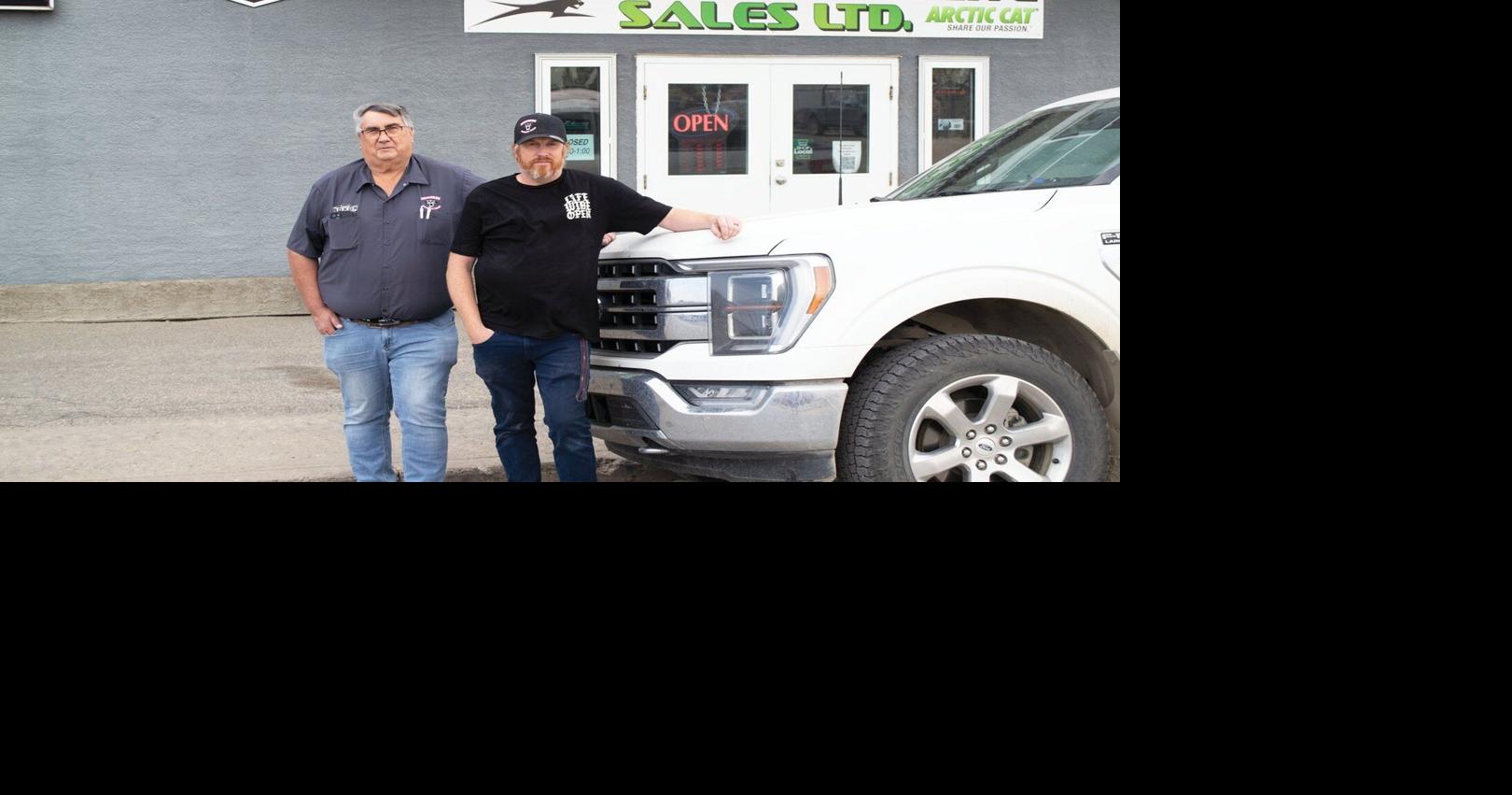 Ian Langley holds suspect until police arrive