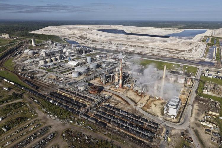 Florida's once-pristine springs threatened by pollution, development ...