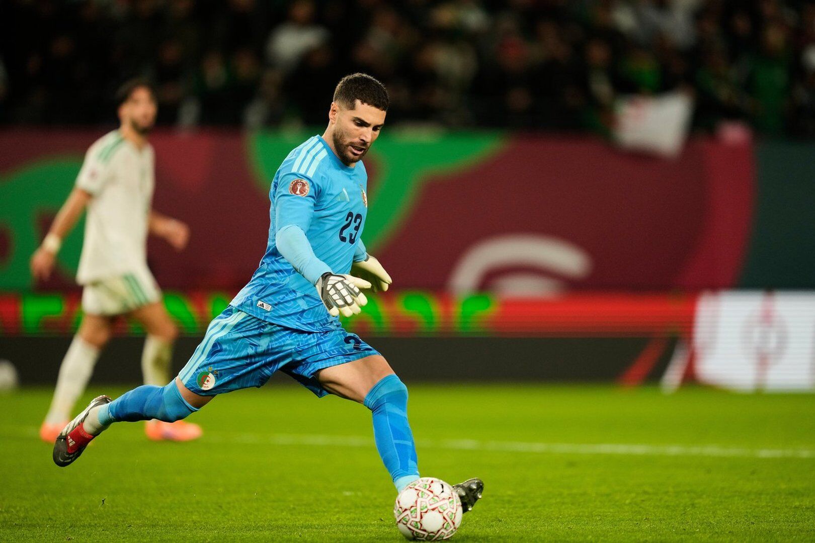 With famous dad's support, Algeria goalkeeper Luca Zidane finding his ...