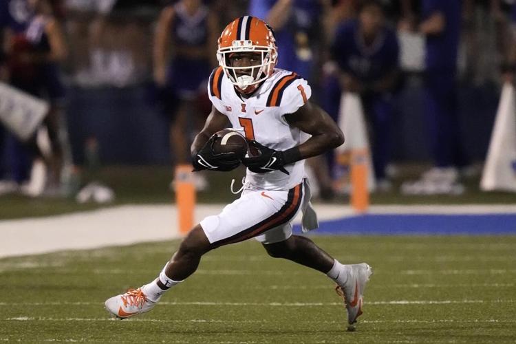 Illinois looks to get season back on track against FAU before diving ...