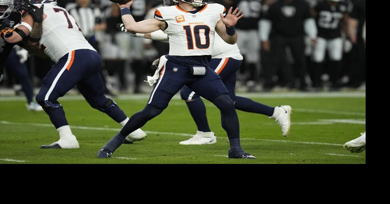 Bo Nix taking 'Monday Night Football' debut in stride as he leads ...