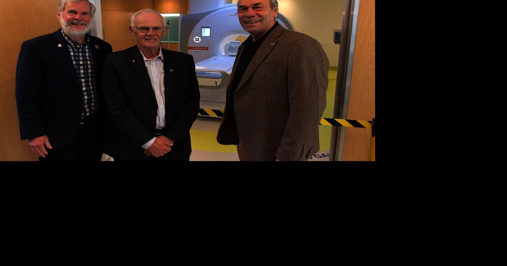 'Super thing': Boisterous crowd cheers MRI grand opening at GBGH