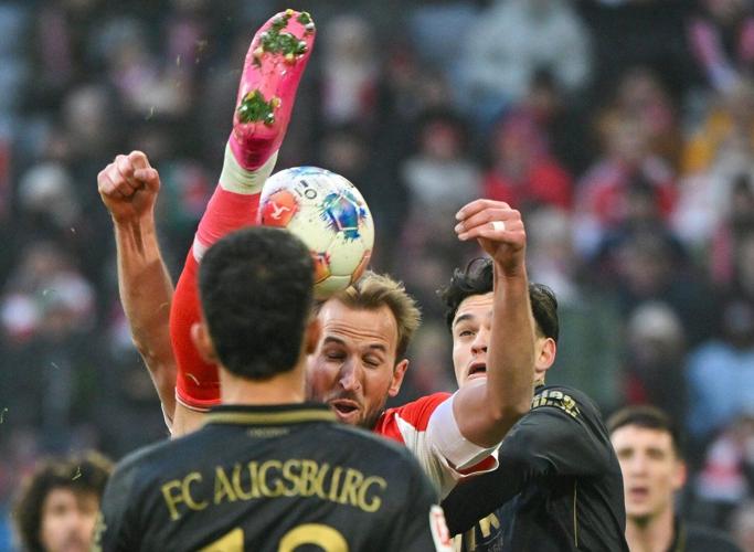 Surprising Augsburg hands Bayern Munich first defeat in the Bundesliga