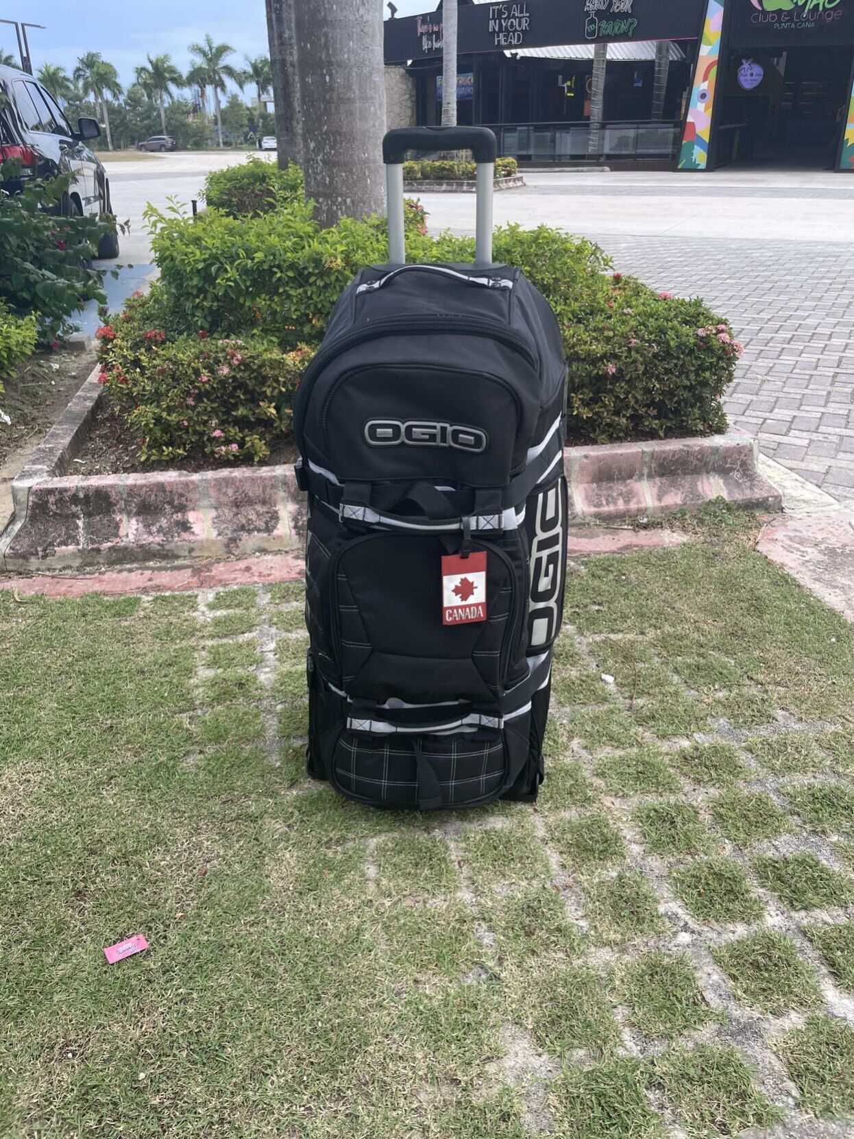 Burlington man stranded in Dominican Republic