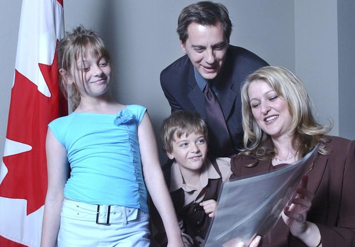 Former columnist, Kosovar refugee an inspiration