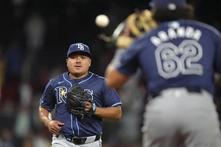 Rays forced to change pitchers in 9th after losing track of mound ...