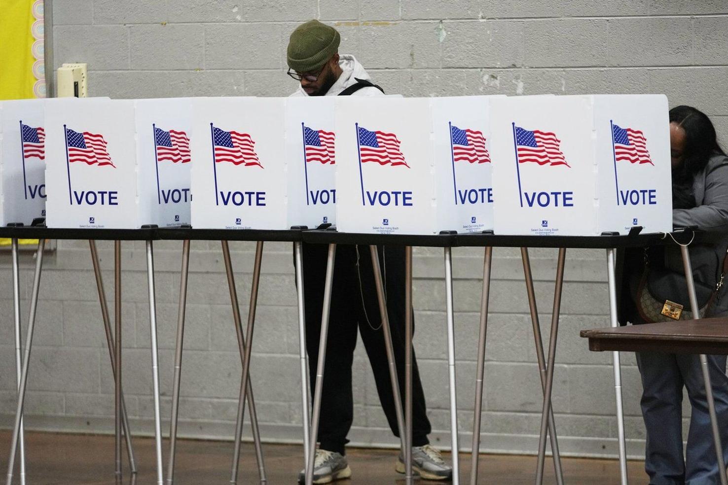 After quiet off-year elections, Democrats renew worries about Trump ...