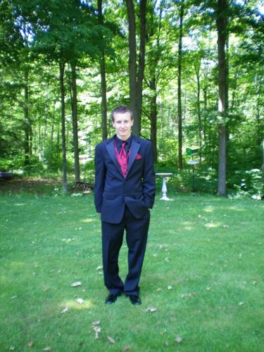The Boy Behind The Bottle: The life and tragic drinking death of Chris ...