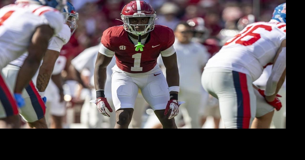 Alabama, Notre Dame each place 3 players on AP midseason All-America first-team