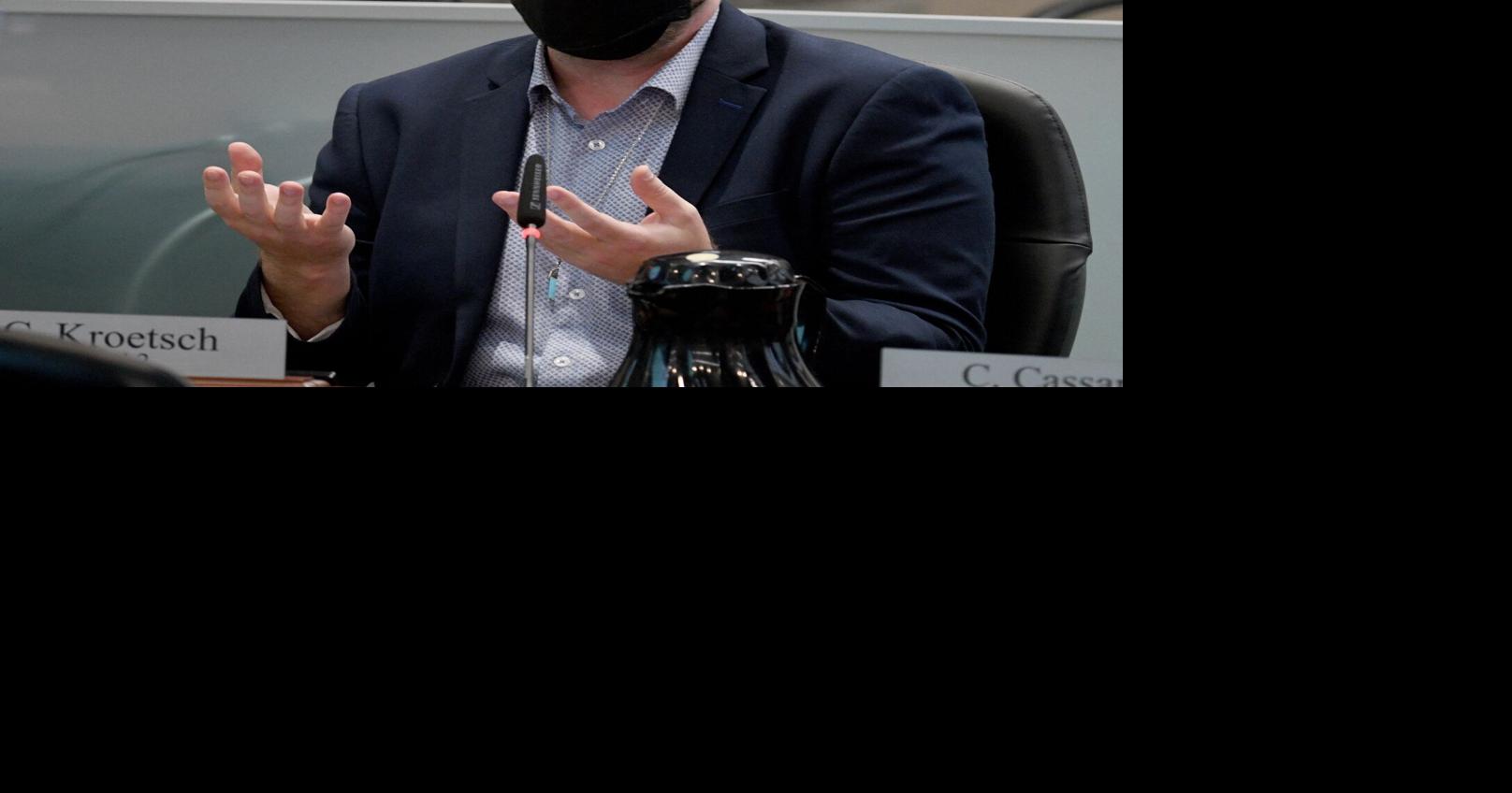 Hamilton councillor says he’s been silenced by police board