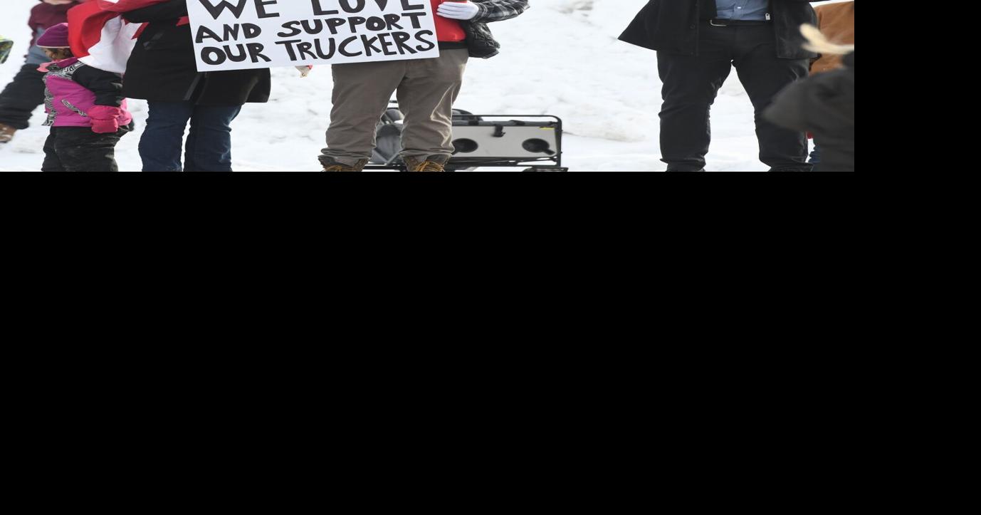 The politicalization of the Canadian flag