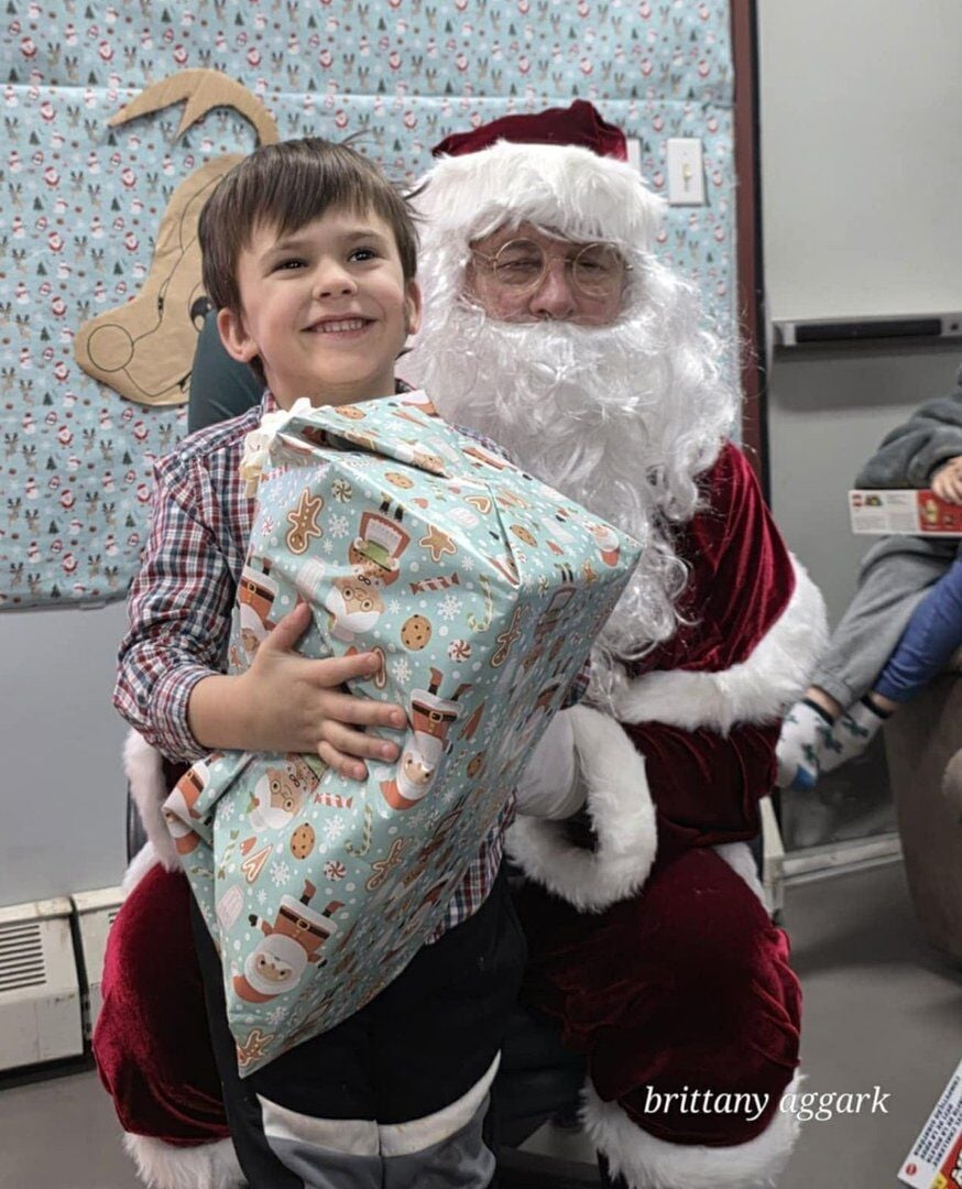 Rankin Inlet Volunteer Fire Department spreads Christmas cheer for kids