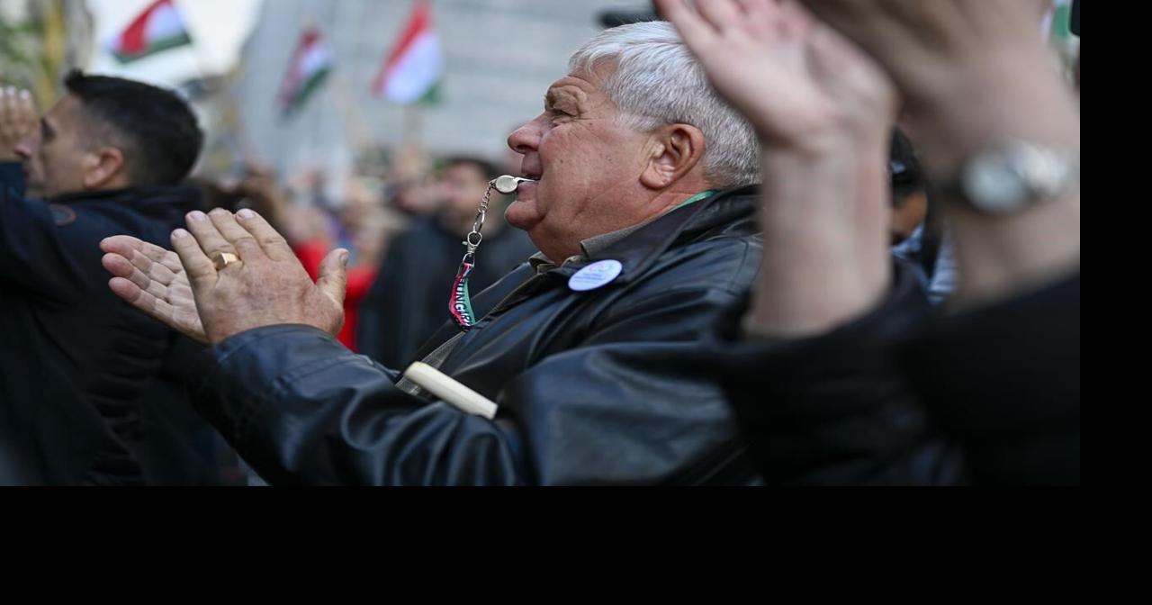 Orbán challenger leads protest calling for child protection after ...