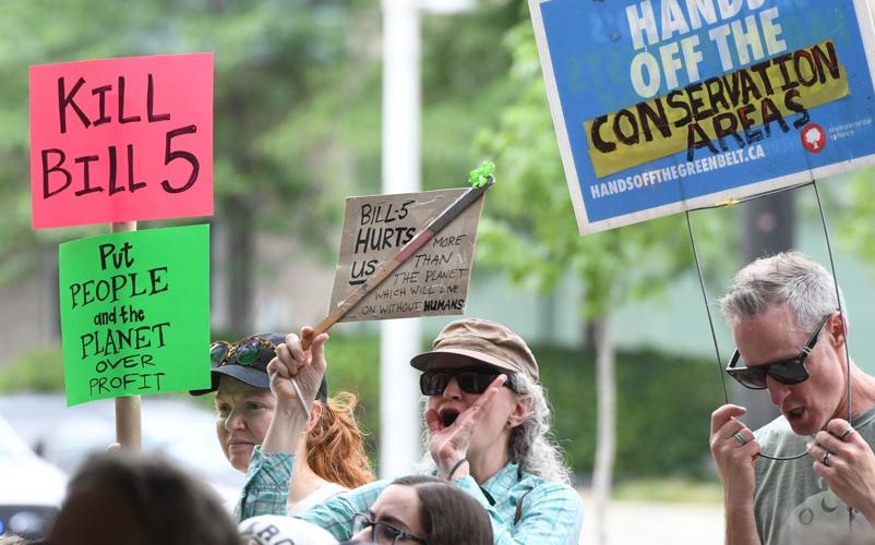 Hundreds rally to ‘kill Bill 5’ at Hamilton city hall