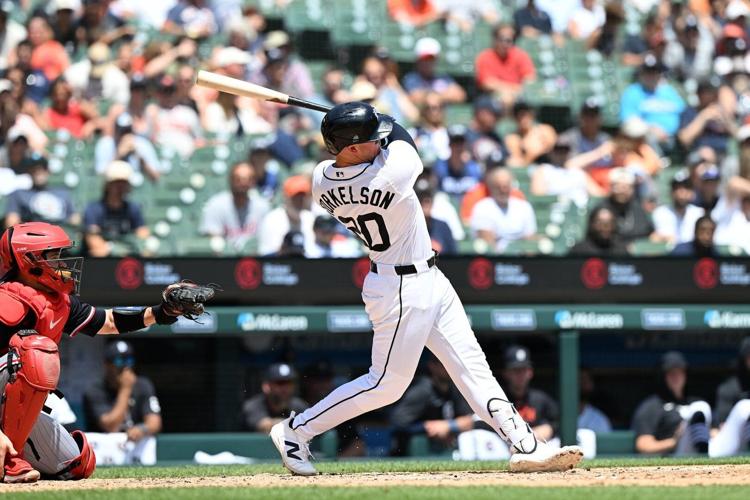 Tigers hit 6 homers in 11-0 rout of Twins