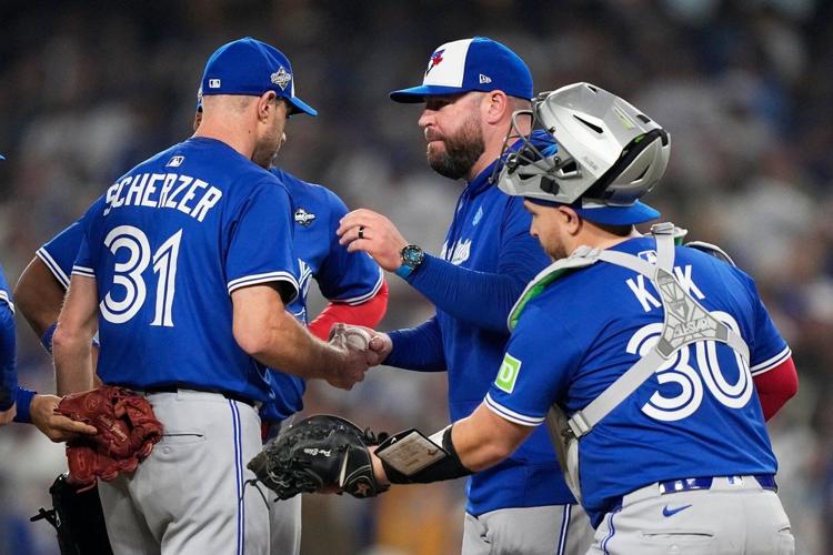 Scherzer doesn't argue with Schneider, leaves World Series Game 3 with ...