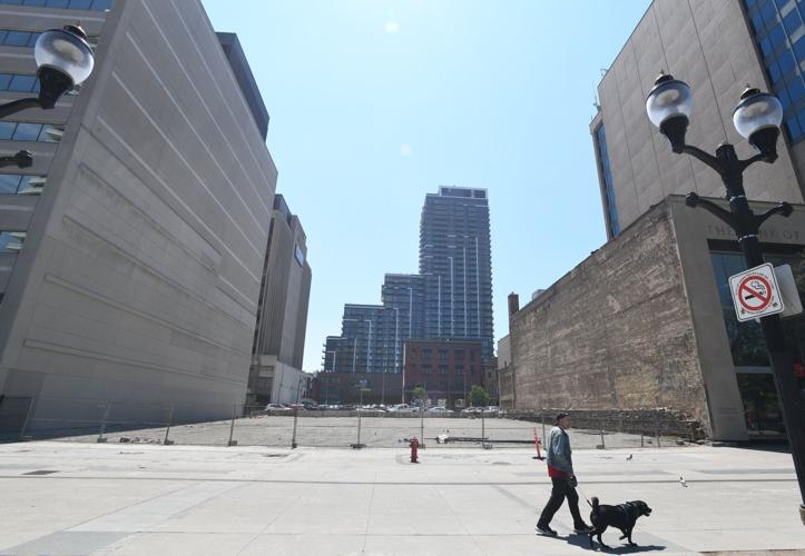 Engineer failed to share state of Gore Park buildings: city