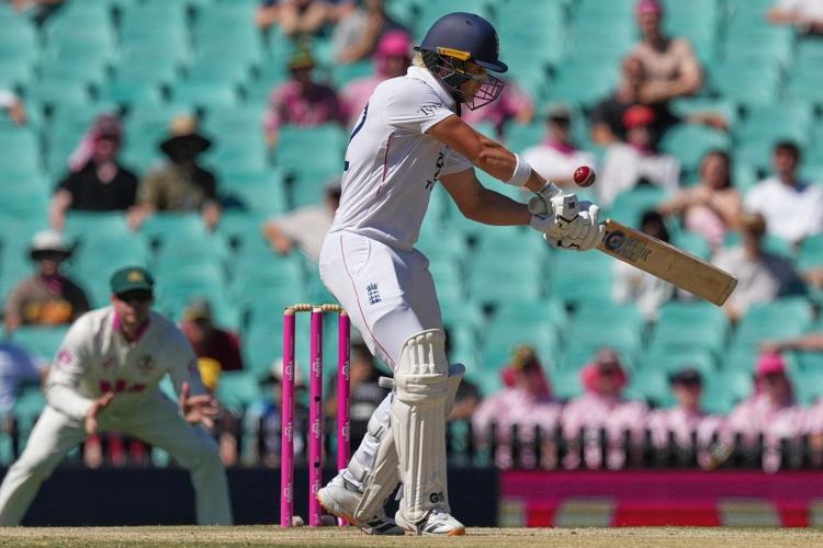 Australia loses openers in contentious Ashes finale, needs 89 runs for ...