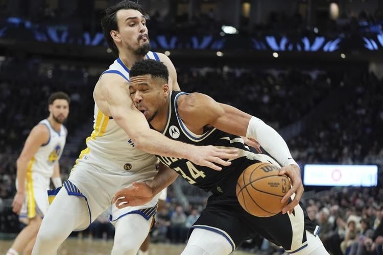 Bucks' Giannis Antetokounmpo sits out against Cavaliers because of bruised right shoulder