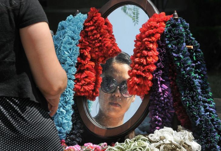 Operation Santa Claus: Jimmy Lomax beach strip garage sale