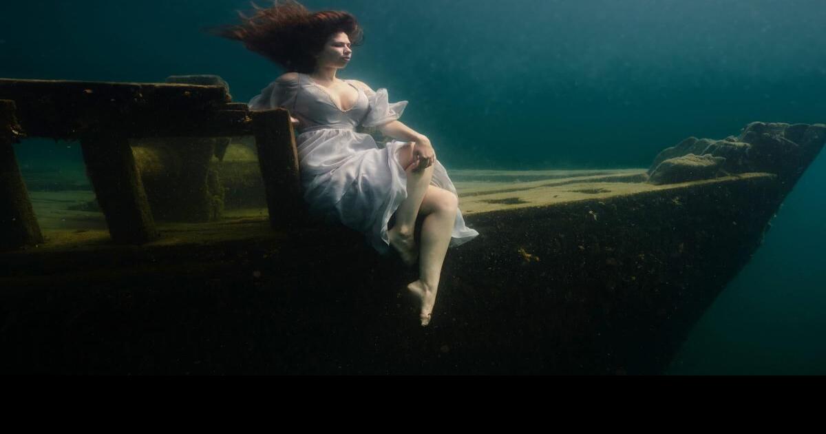 Guinness World Record for deepest underwater photo shoot