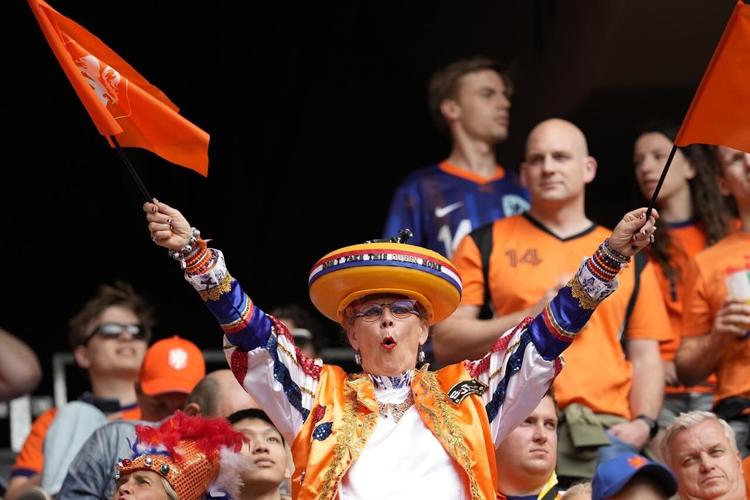 Much-improved Netherlands beats Romania 3-0 to reach first Euros ...