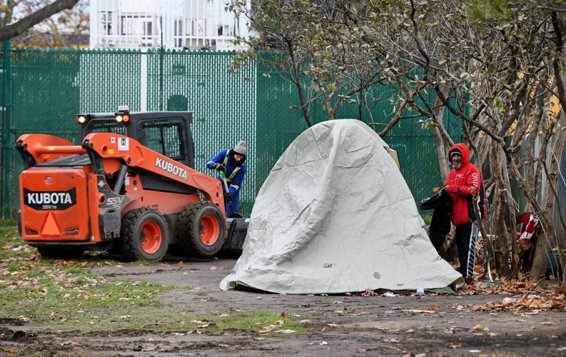 Police, protesters and the problems that come with evicting homeless people