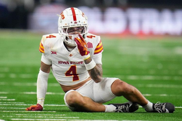 Iowa State cornerbacks Jontez Williams and Jeremiah Cooper out for season with knee injuries