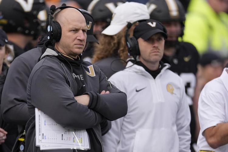 Pavia leads Vanderbilt against King, Georgia Tech in Birmingham Bowl