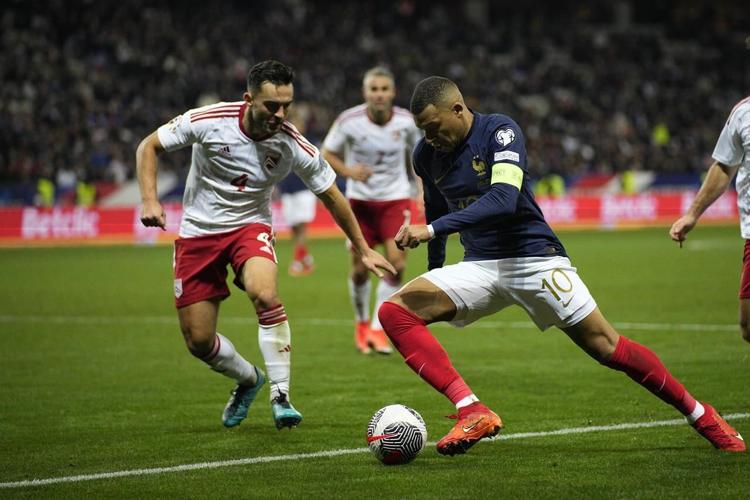 Mbappé has reached 300 career goals faster than Messi or Ronaldo. His ...