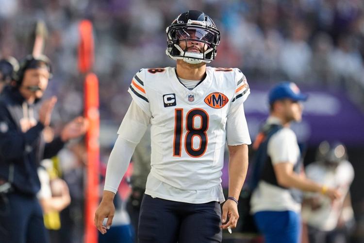 Bears coach Ben Johnson not ready to talk playoffs with team in sole ...