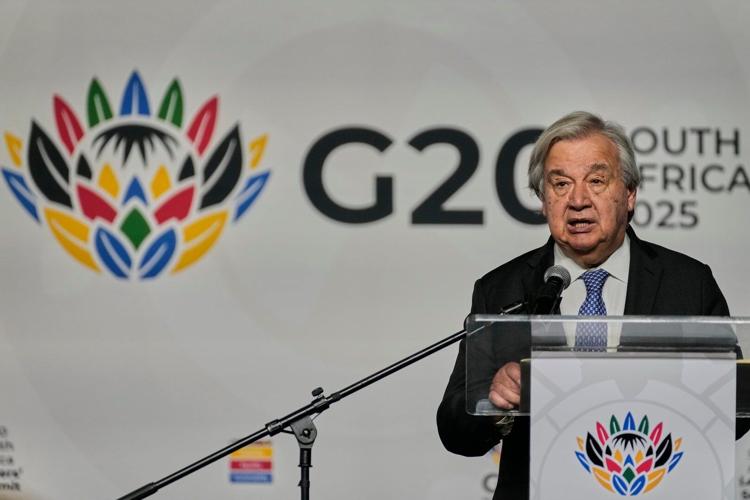 Leaders adopt a declaration at the start of South Africa's G20 summit ...