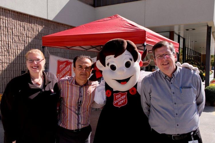 Dundas fall food drive results return to pre-COVID levels