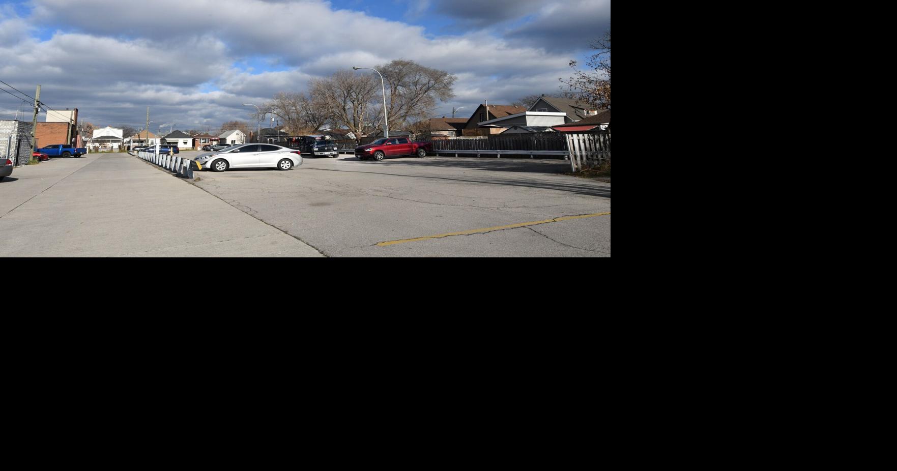 Hamilton pitches affordable housing on city lands