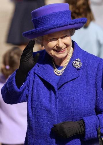 A look back in photos: Queen Elizabeth II in Hamilton