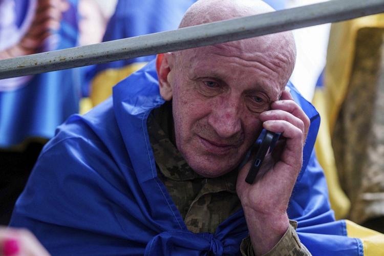 PHOTO COLLECTION: Russia Ukraine POW Exchange