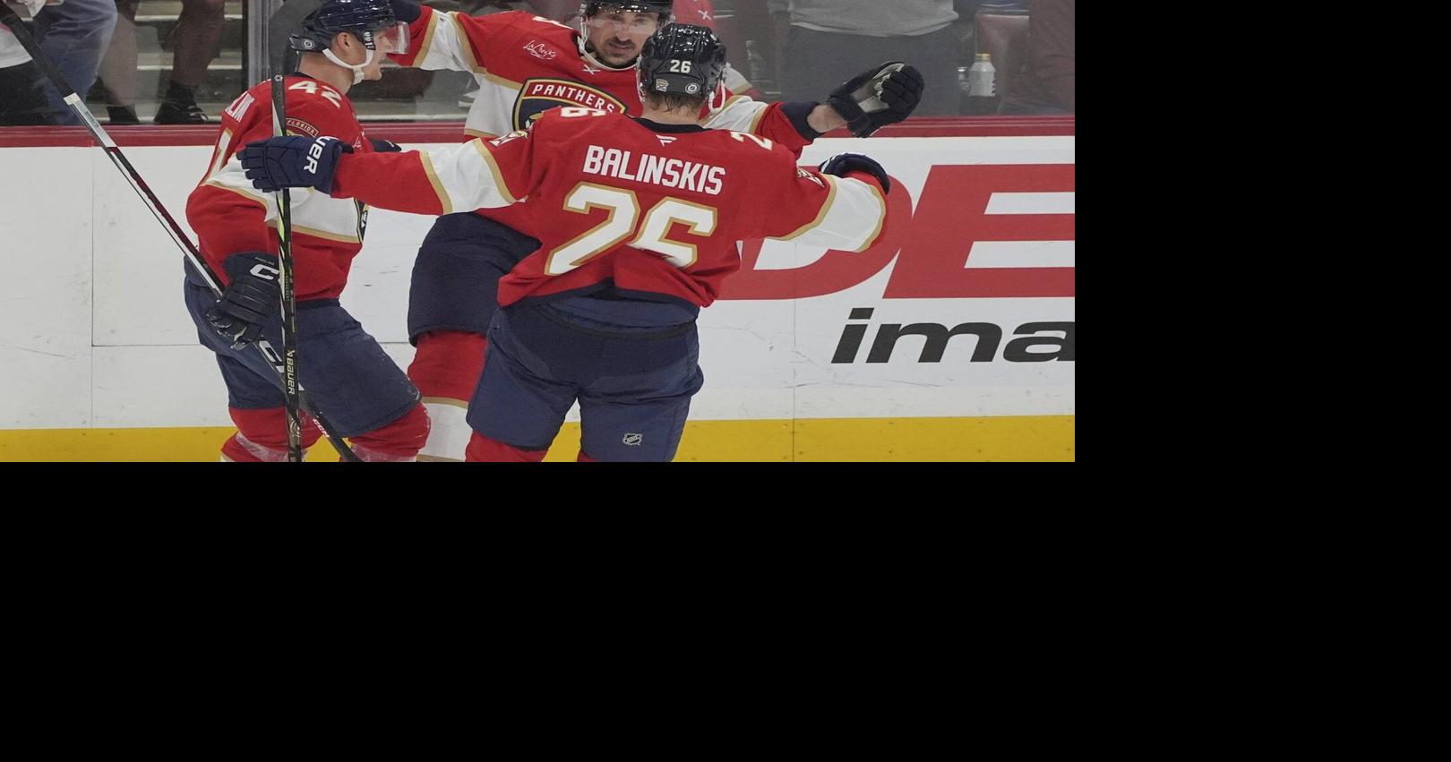 Panthers get 3 goals in the 2nd period, top Red Wings 4-1