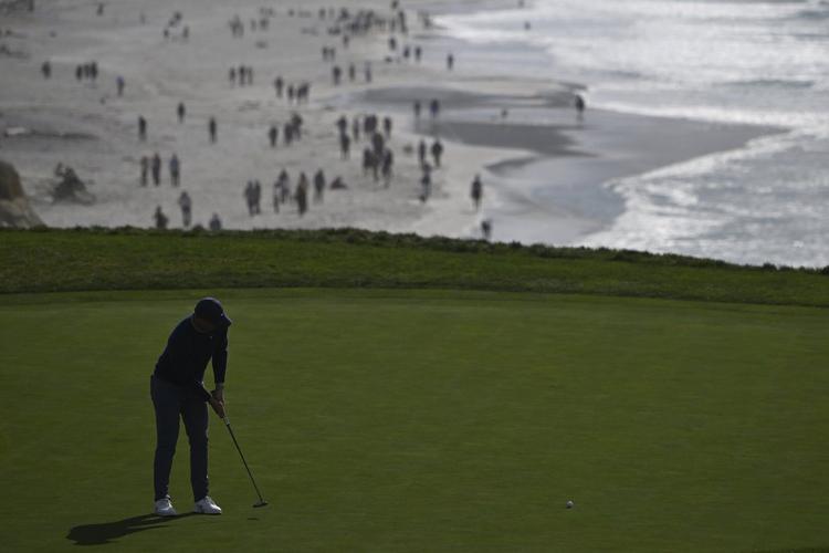Rory McIlroy overpowers Pebble Beach and wins in a runaway