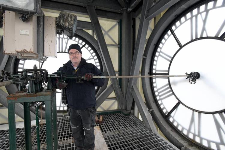 Hamilton clock tower will ring as farewell to City Centre