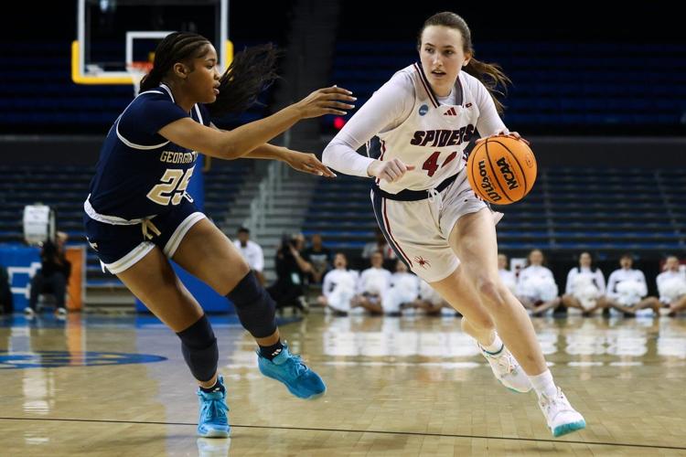 Maggie Doogan propels Richmond past Georgia Tech 74-49 for the Spiders ...