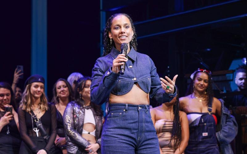 Alicia Keys may pop up when the national tour of her musical 'Hell's ...
