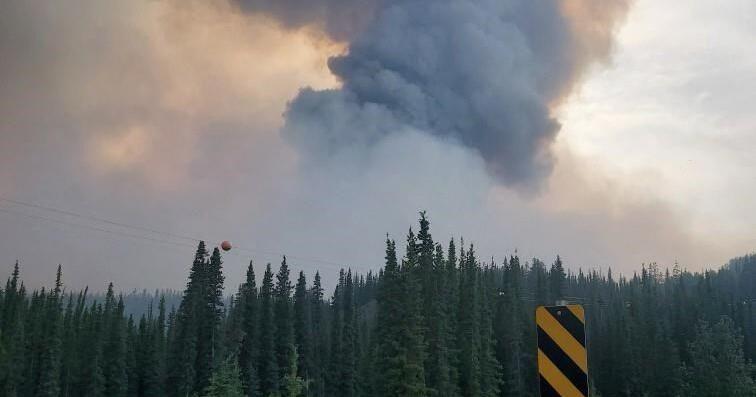 Yukon village of Mayo receives evacuation alert due to area wildfire