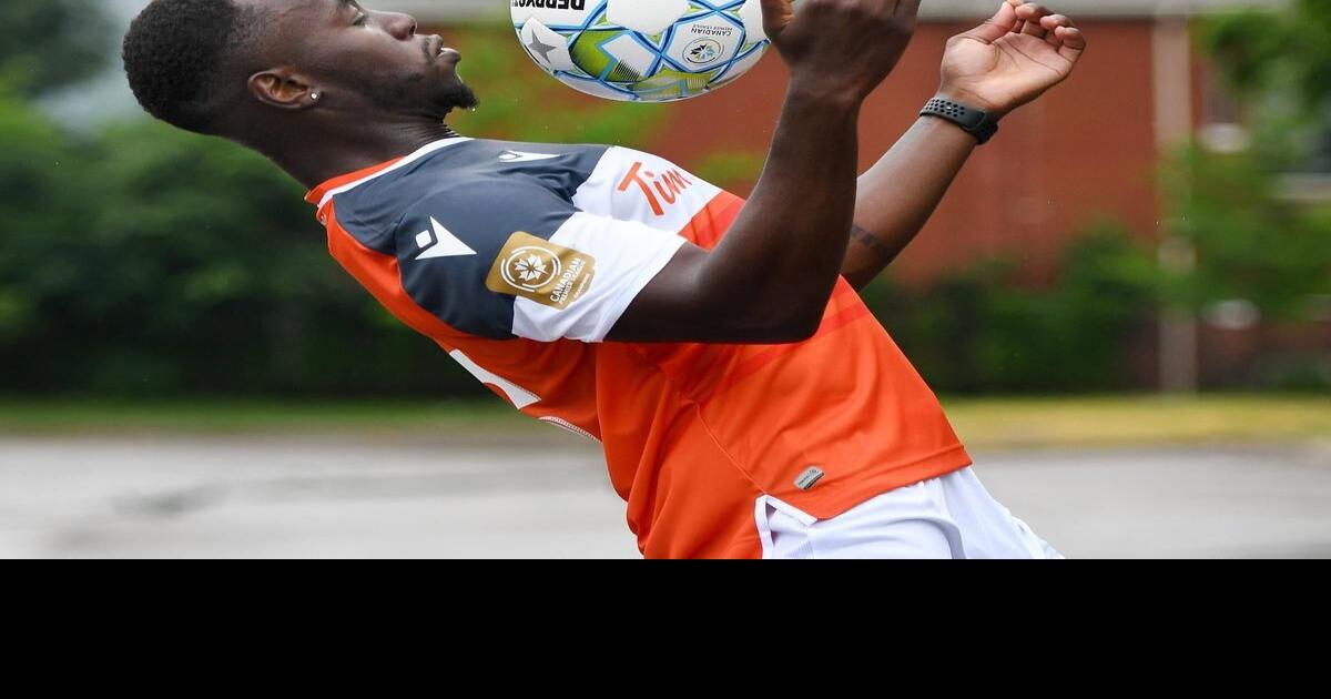 Forge FC’s Kwame Awuah teaches kids how to go Around the World