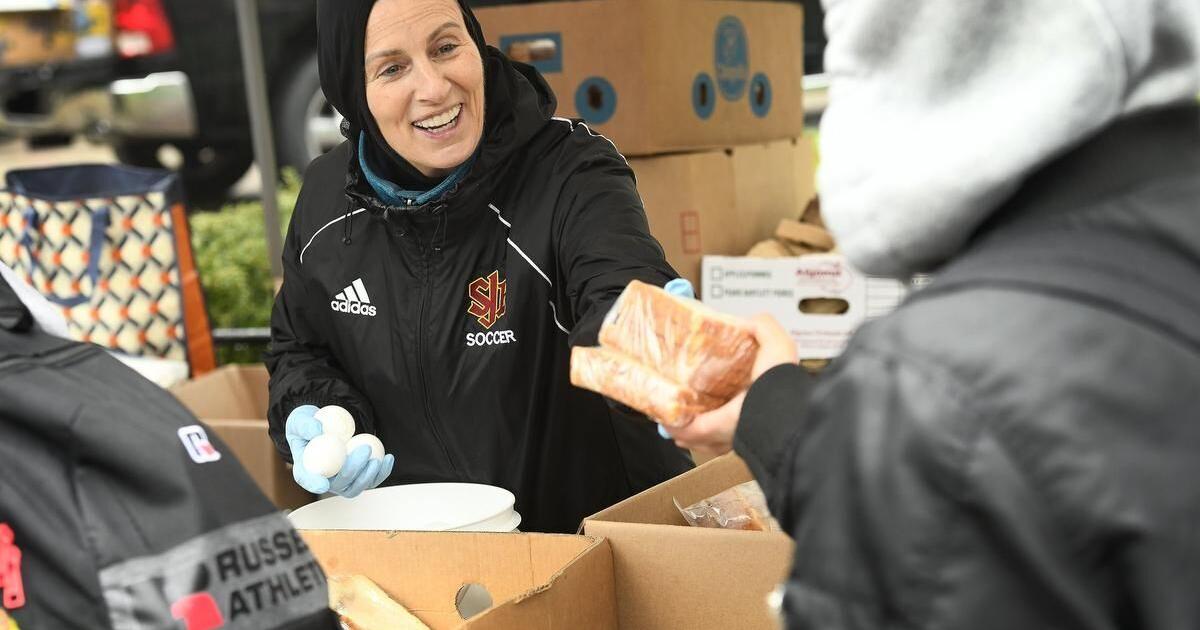 Gore Park Outreach offers free food and ‘a little dignity’