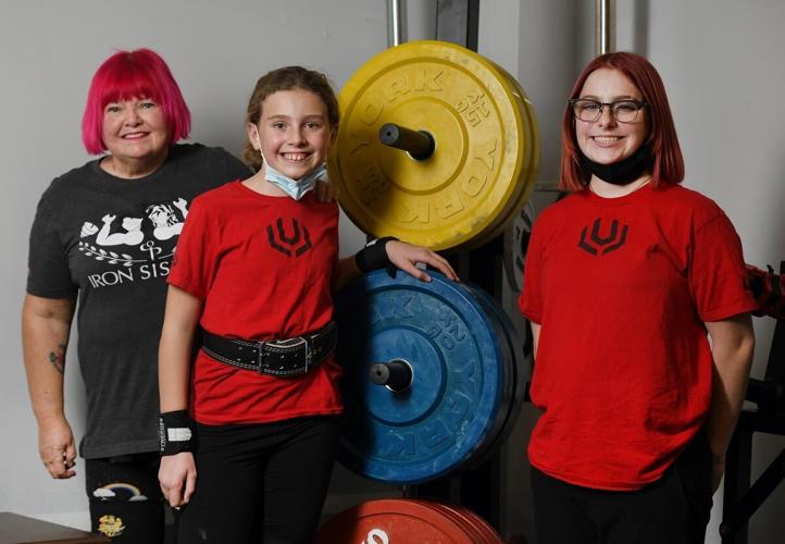 The family that lifts together: This Hamilton grandma and her two ...