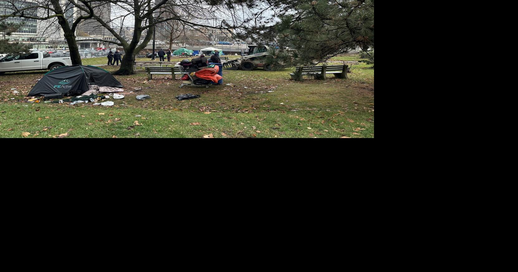 Encampment near Hamilton City Hall cleared